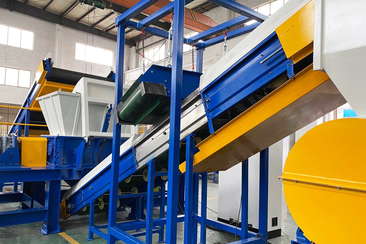 Suspension Magnetic Separator - Plastic Recycling Machines Suspension Magnetic Separator - Plastic Recycling Machines